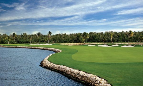 Having a Ball in the Cayman Islands - Colorado AvidGolfer