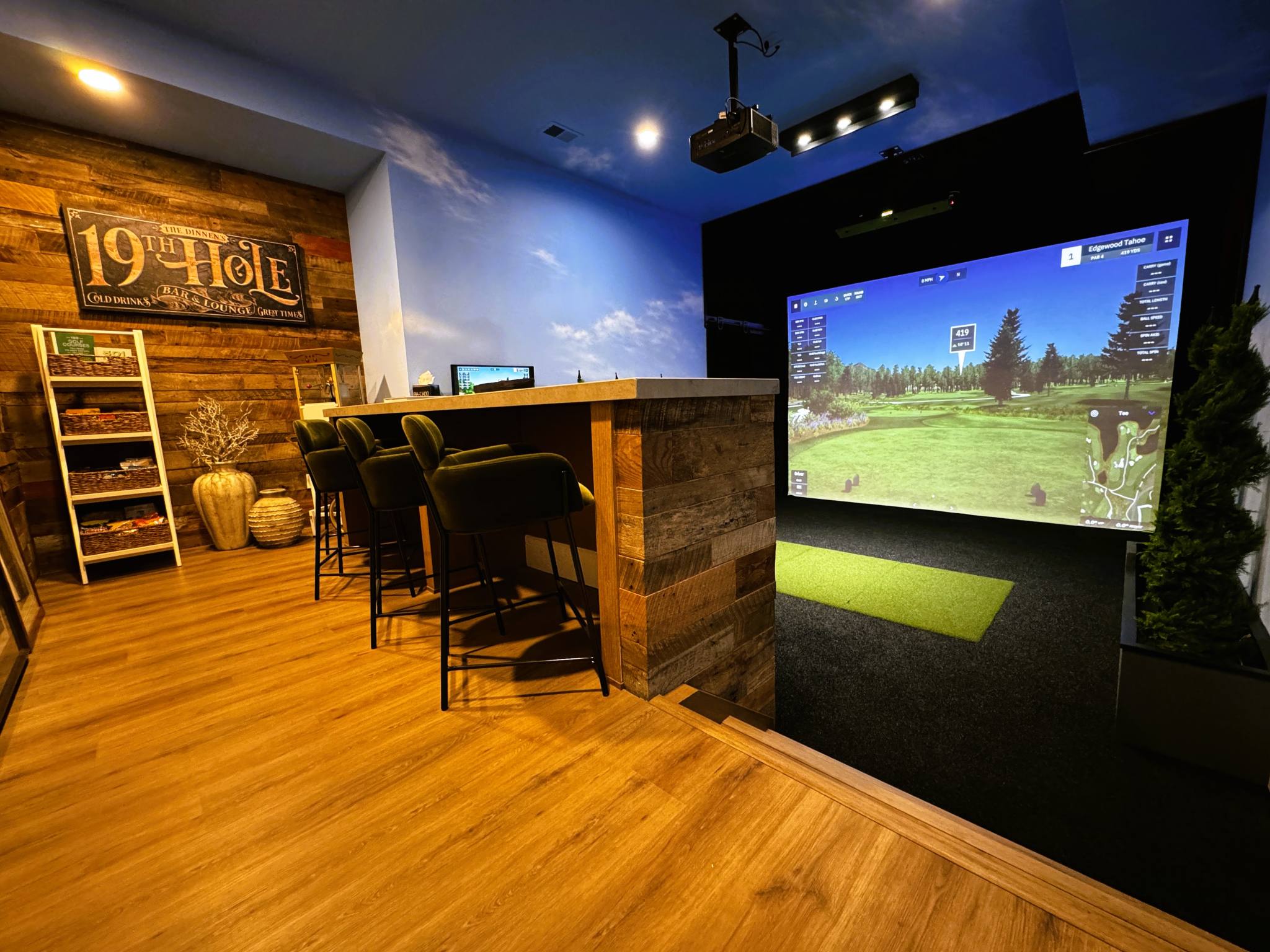 Learn how Virtual Tee is changing the indoor golf experience - Colorado ...