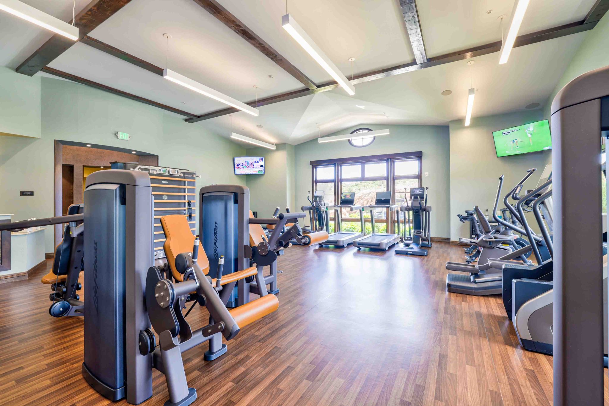 Ravenna Country Club: The season is here and the time to start living ...